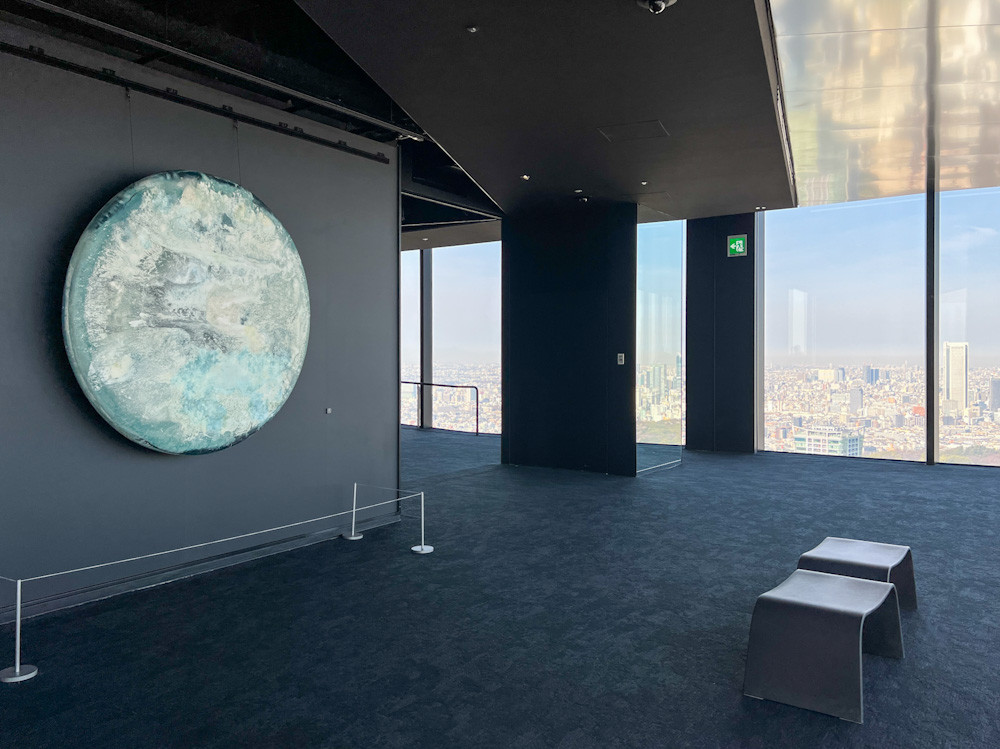 SHIBUYA SKYに目 [mé]の作品が出現 | ニュース | アイエム[インターネットミュージアム]